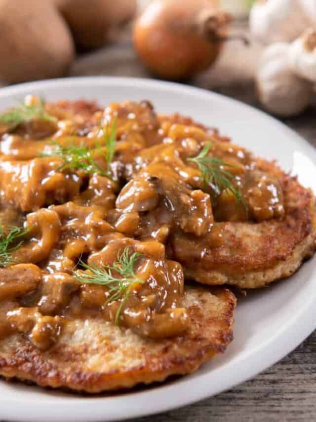 Polish Potato Pancakes With Goulash - Polish Foodies