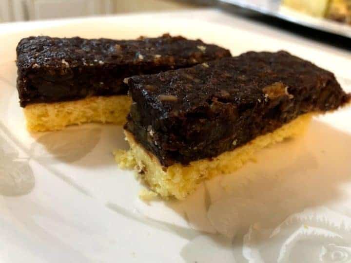 Babcia's Mazurek Recipe: Authentic & Easy Easter Cake