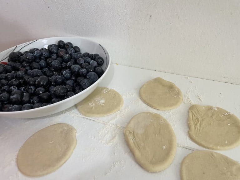 Mouthwatering Blueberry Pierogi Recipe [Pierogi Z Jagodami] - Polish ...