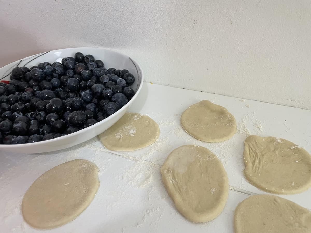 Mouthwatering Blueberry Pierogi Recipe [Pierogi Z Jagodami] - Polish ...