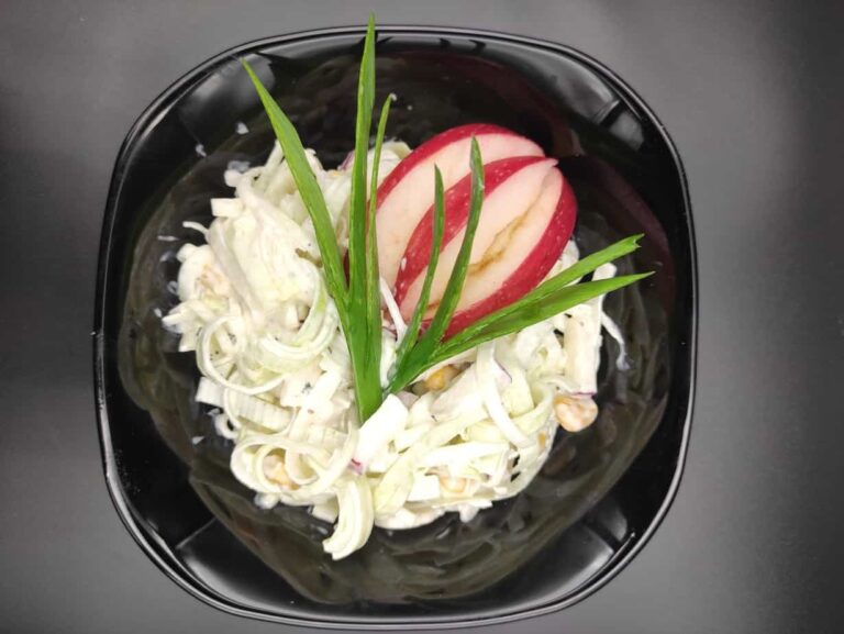 Polish Leek Salad Recipe (Surówka Z Pora) - Polish Foodies