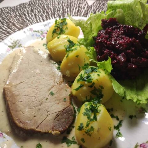 Polish Horseradish Pork Loin Recipe [Wieprzowina W Sosie Chrzanowym ...