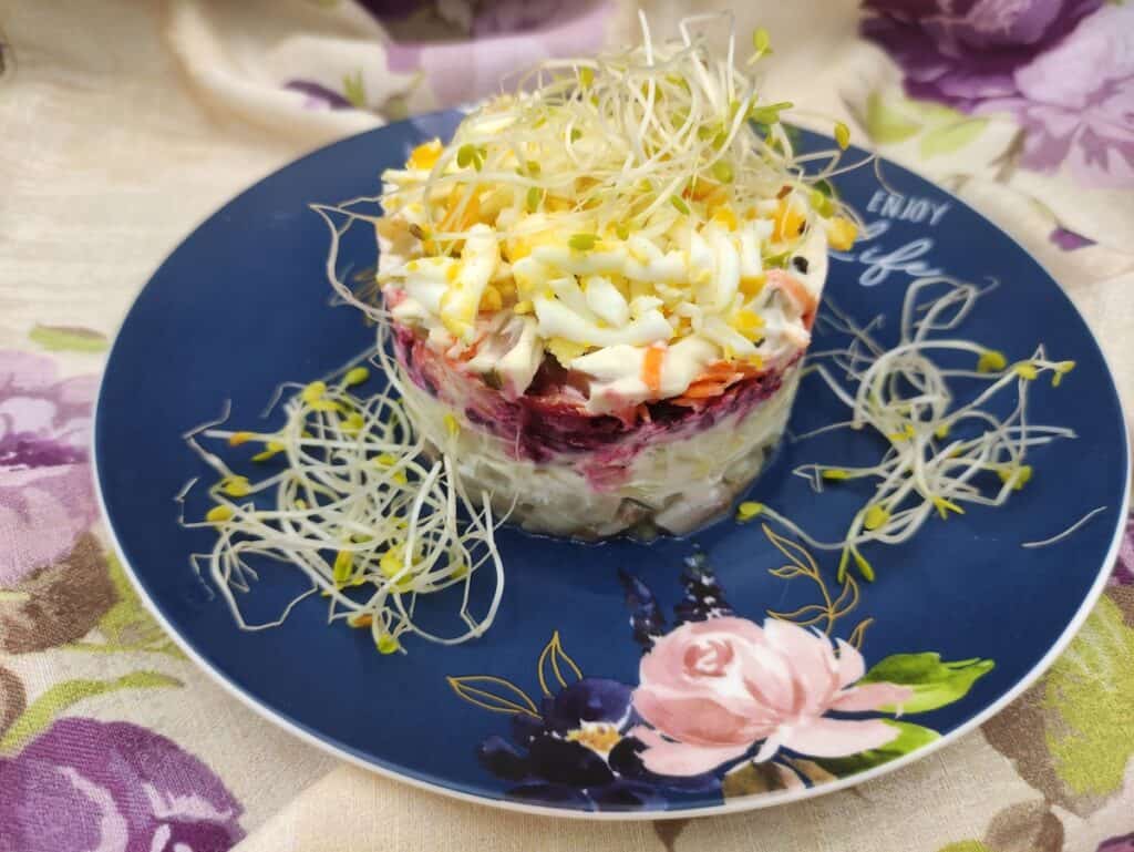 Shuba Salad Recipe (Layered Salad With Beets and Herring) - Polish Foodies