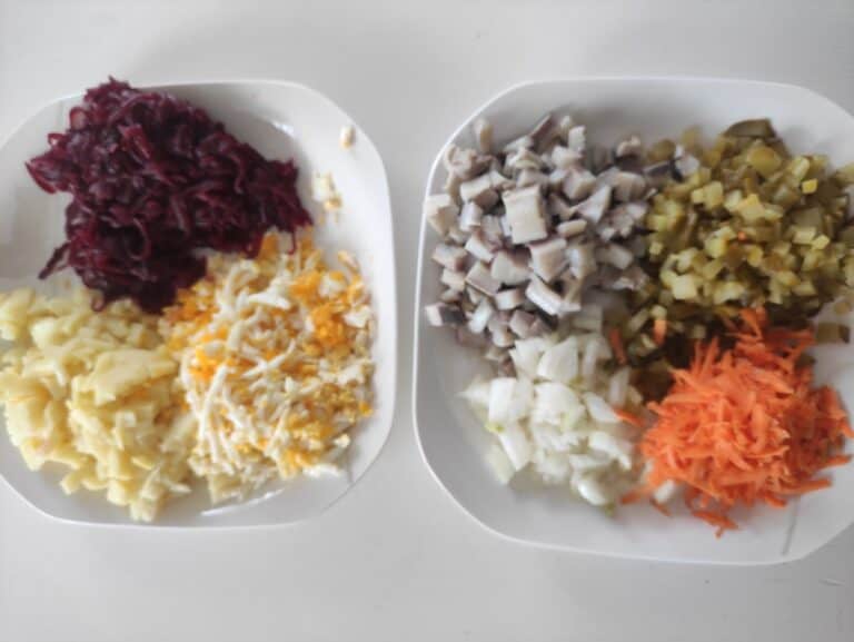Shuba Salad Recipe (Layered Salad With Beets and Herring) - Polish Foodies