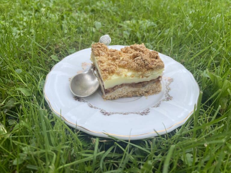 Yummy Polish Rice Pudding With Apples Recipe That You Will Love!