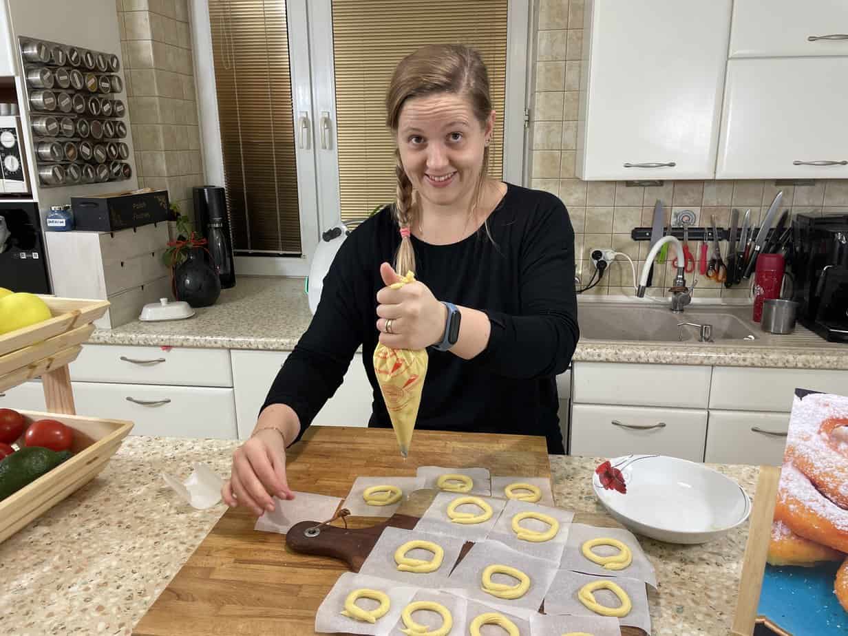 Polish Nest Donuts Recipe - Gniazdka Poznańskie - Polish Foodies