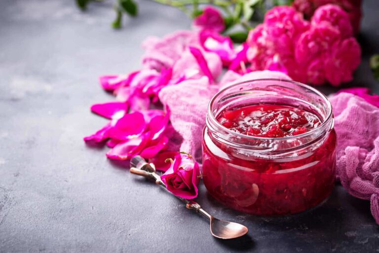 From Garden to Jar: Craft Your Own Fragrant Polish Rose Jam