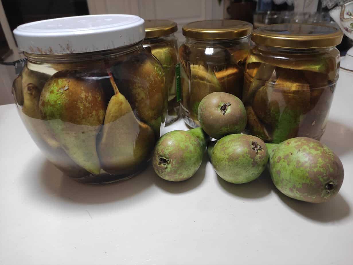 Gruszki W Occie - Polish Vinegar Pickled Pears Recipe