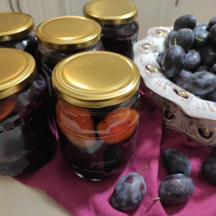 Śliwki W Occie - Polish Vinegar Pickled Plums Recipe